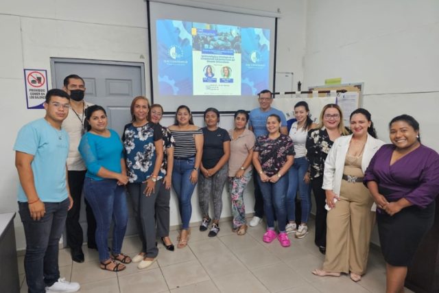 Café Investigativo promueve la reflexión docente en la Sede de Chitré ...