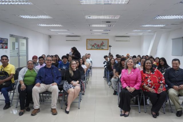 ISAE Universidad celebra el Día Internacional del Idioma con ...